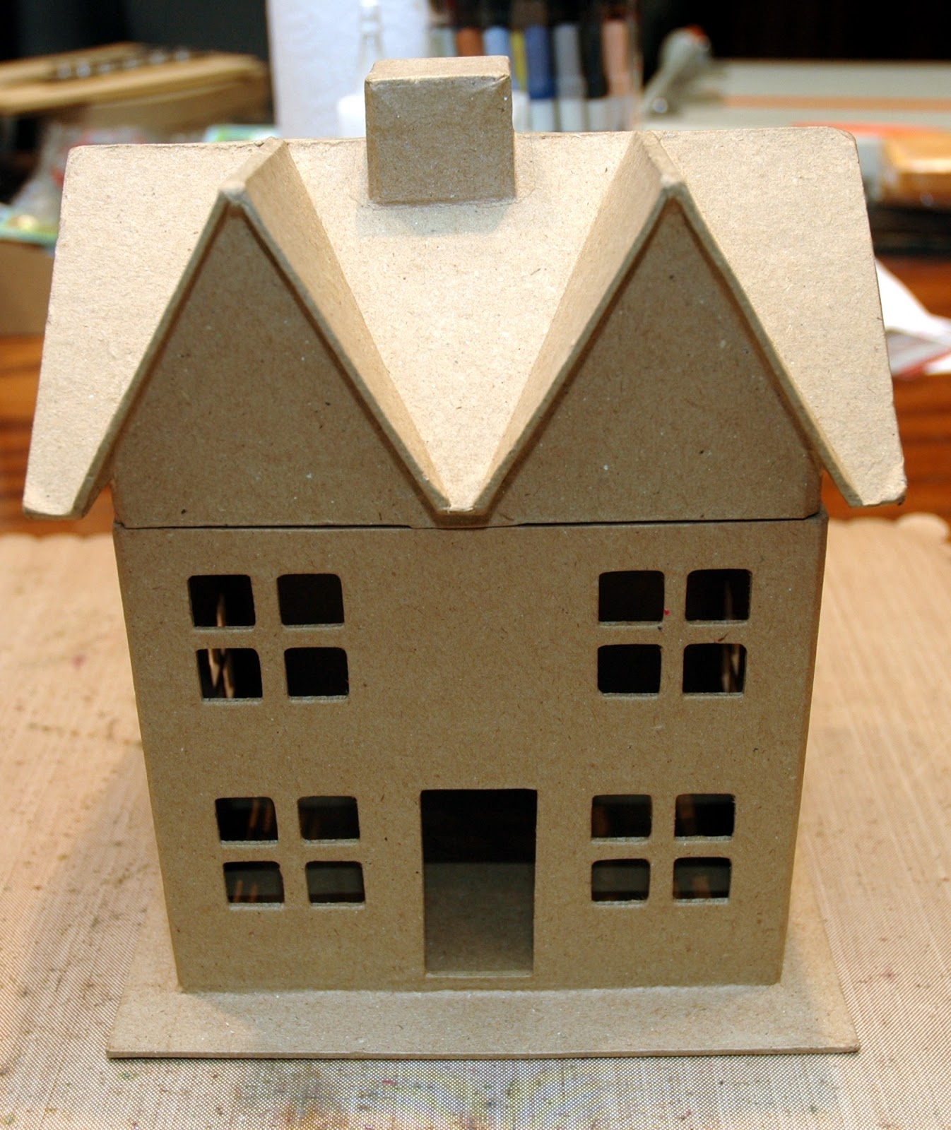 CREATIVITY IS CONTAGIOUS: A VERY SPECIAL CHRISTMAS HOUSE