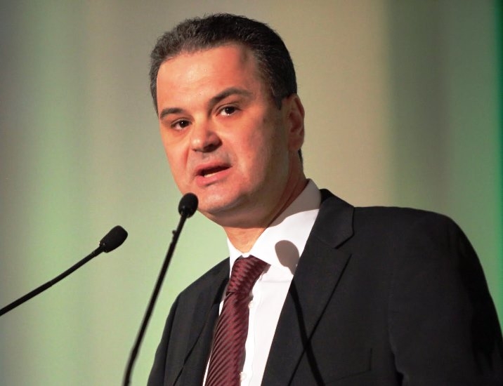ΠΟΛΙΤΙΚΟ ΚΑΦΕΝΕΙΟ Η φωτογραφία του Π. Παπαδόπουλου με την Νίνα...κσι τα ...