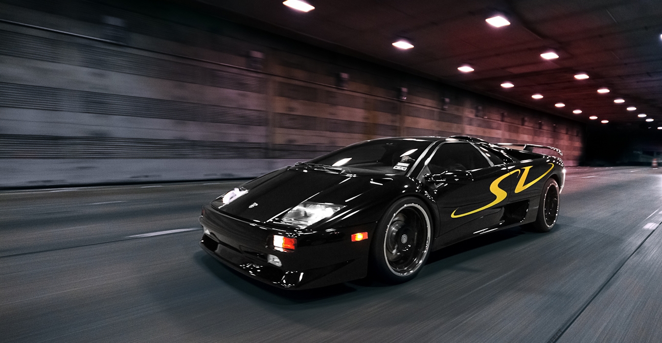 Oversteering: Instantâneos - Lamborghini Diablo SV by night