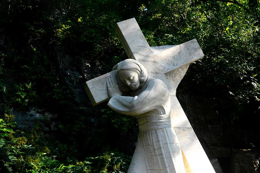 Club Morono: St Josephs Oratory Prayer Garden Montreal