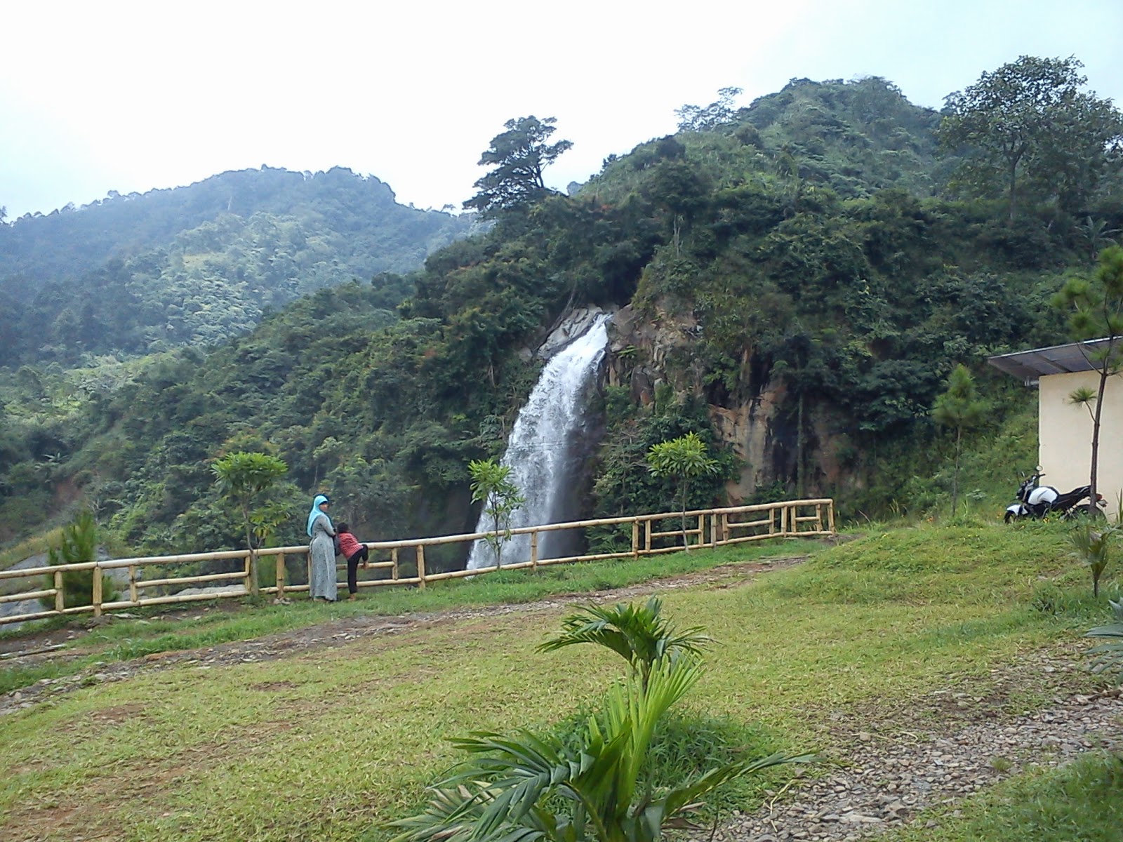 CURUG BIDADARI (PARADISE PARK)
