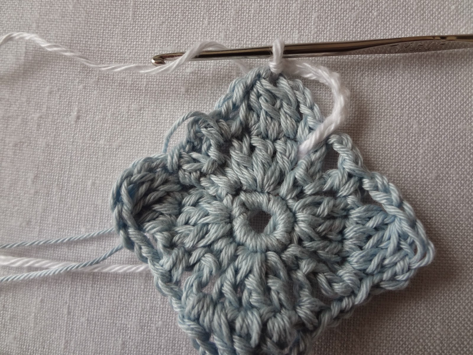 Little Treasures: How to Read Crochet Charts- Cathedral Window Square