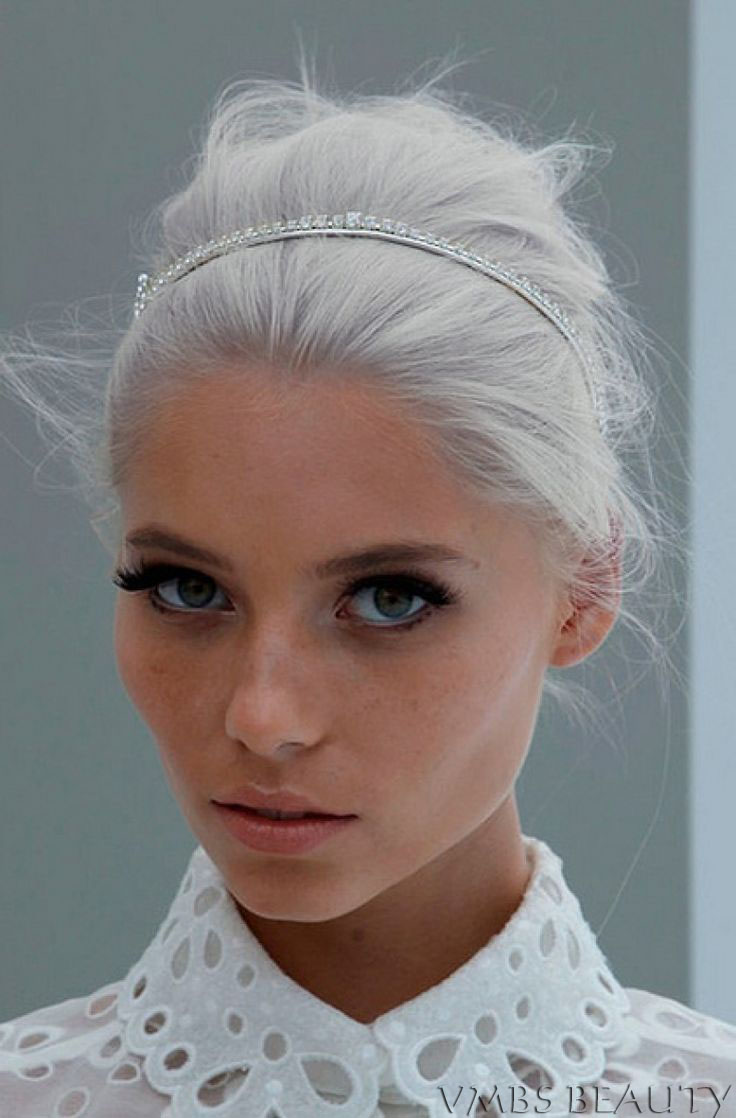 10 Awesome Silver Hair Colors Ideas