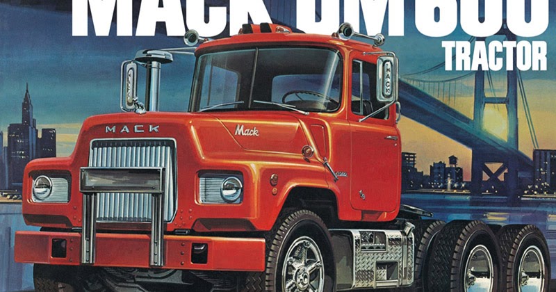 ARMOURED FIGHTING VEHICLE: ....... MACK DM 600 TRACTOR .......