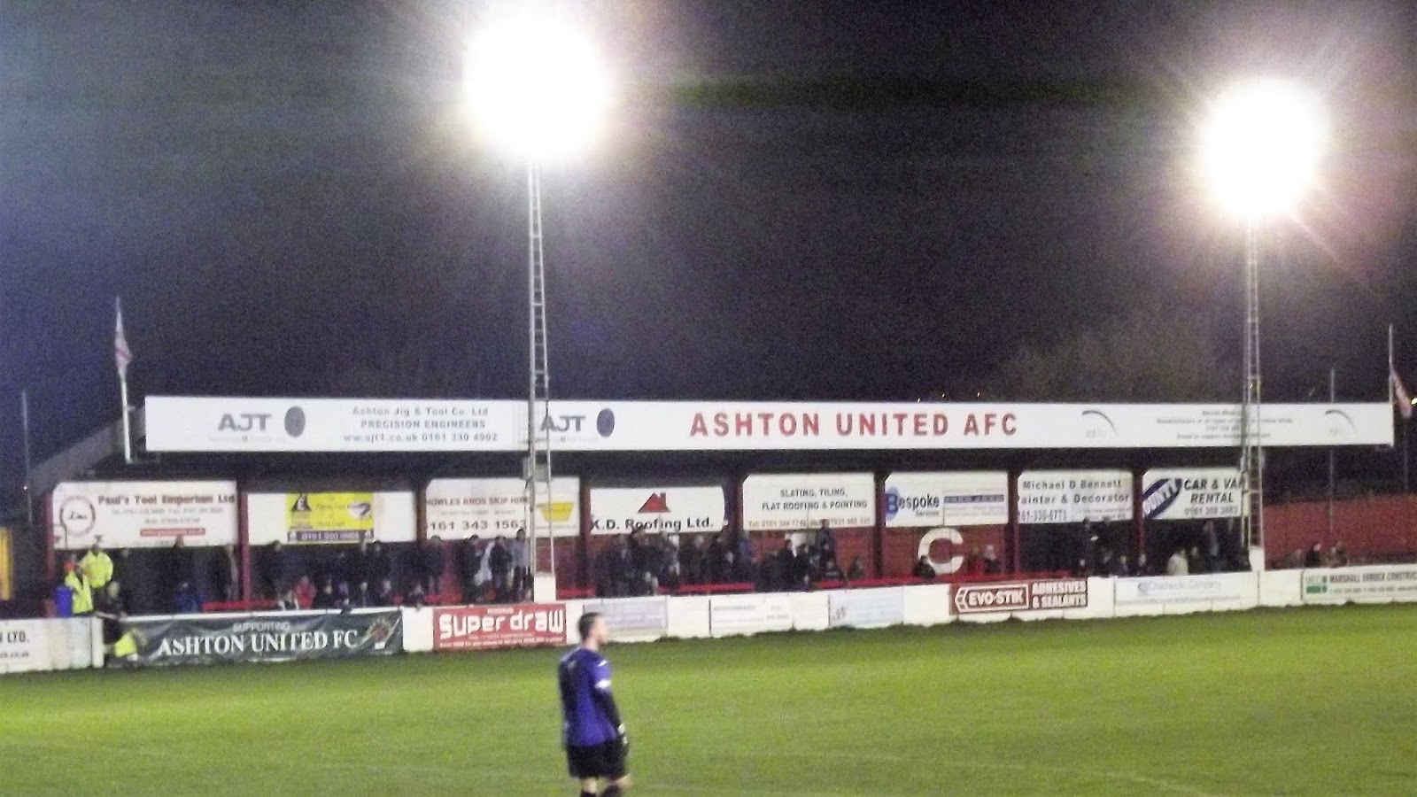 The Wycombe Wanderer: Ashton United - Hurst Cross