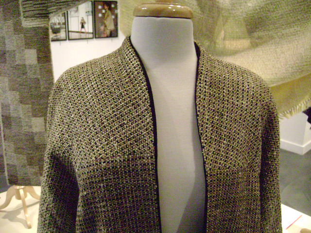 KiniaCat Crafts: SS11 - Weaving Art, Lost-in-Powells, Yarn, and Chocolate