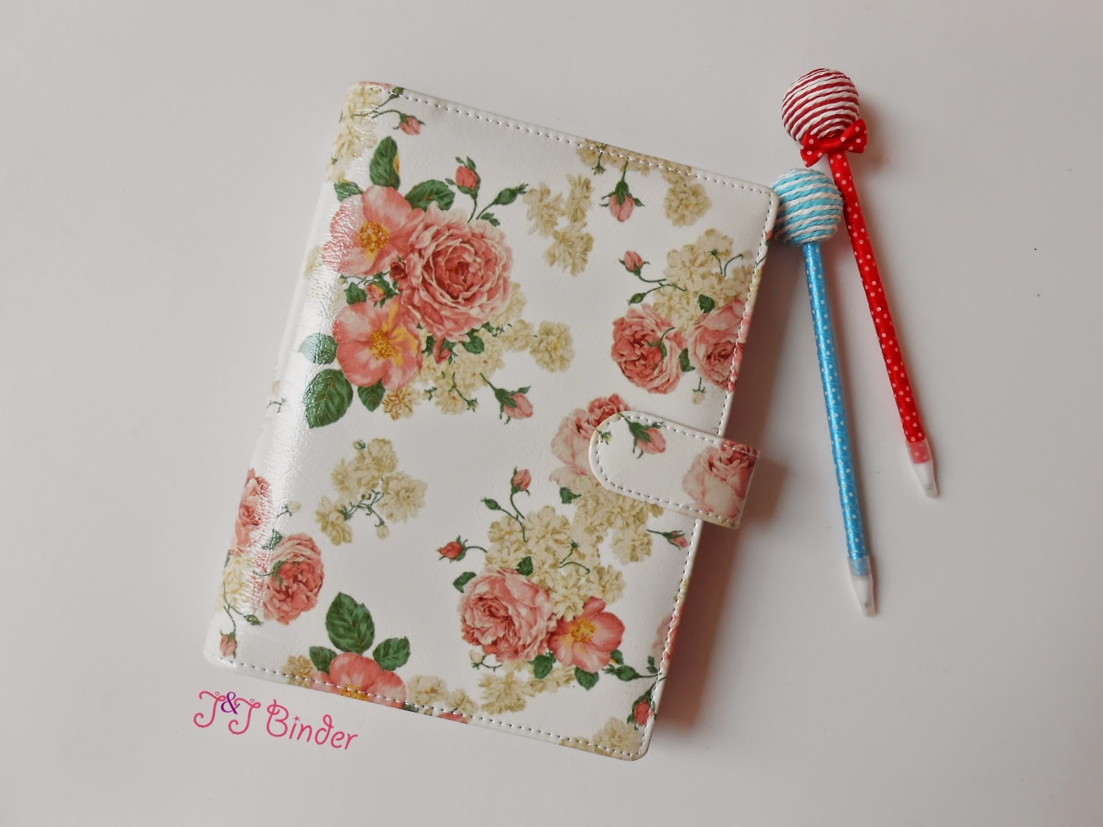 Pilihan Binder Kuliah Yang Unik untuk Perlengkapan Mahasiswa Baru Harga ...