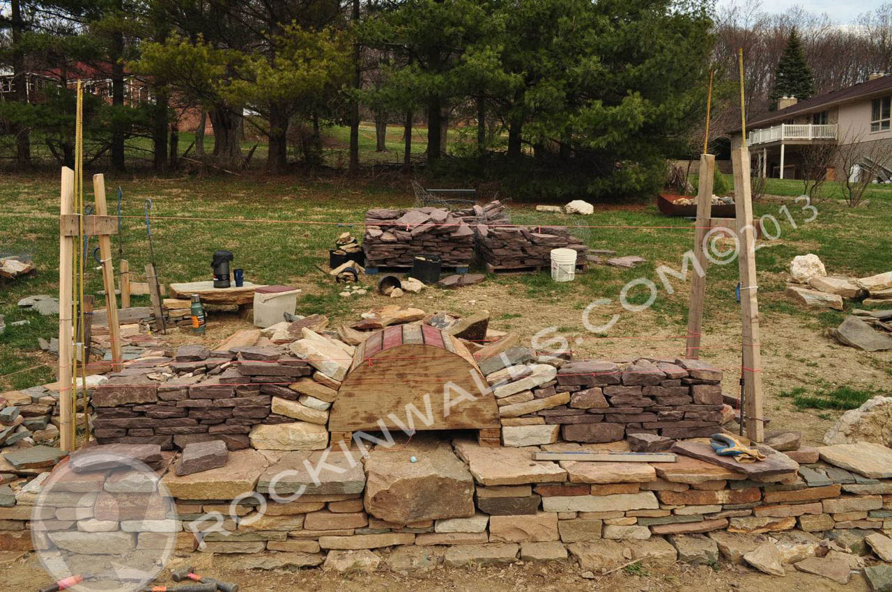 ROCKIN WALLS: Round Hill Road, Frederick VS - Starburst Arch Story 2013