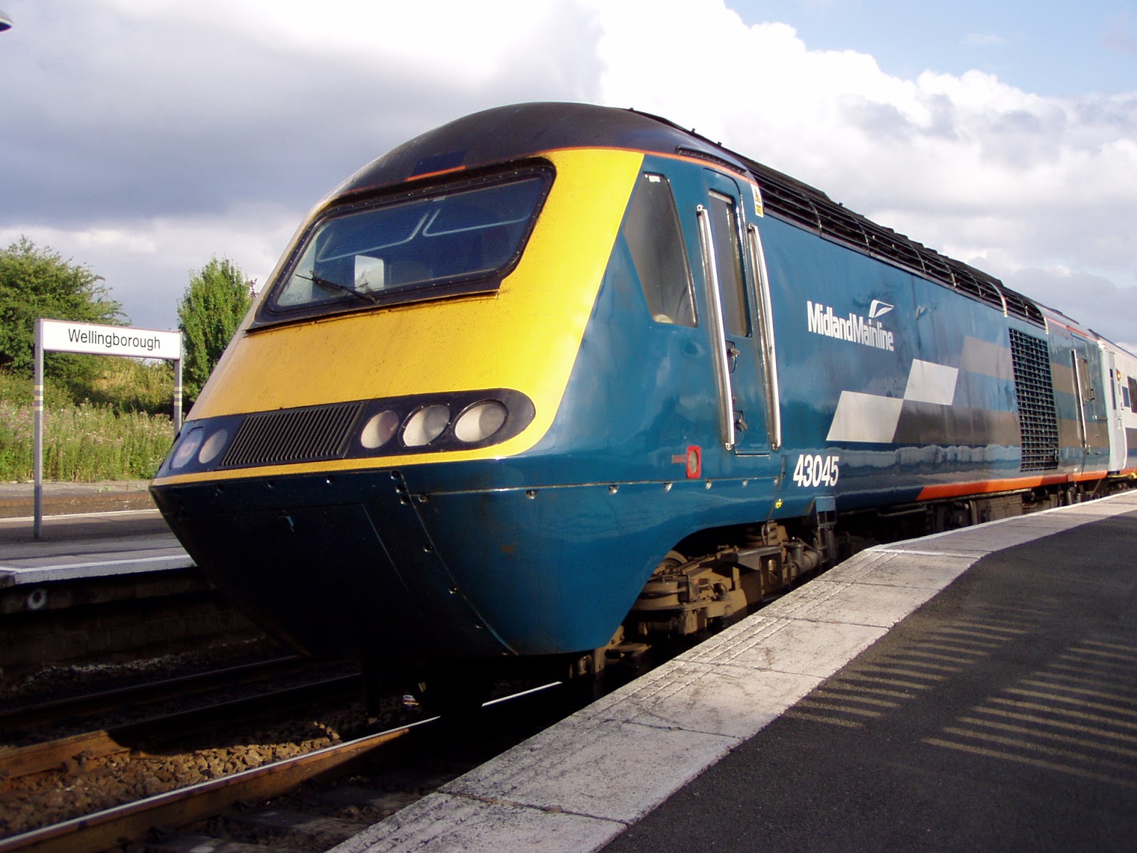 'Along These Tracks' Train Photos Site : Photo Collection Class 43 HST ...