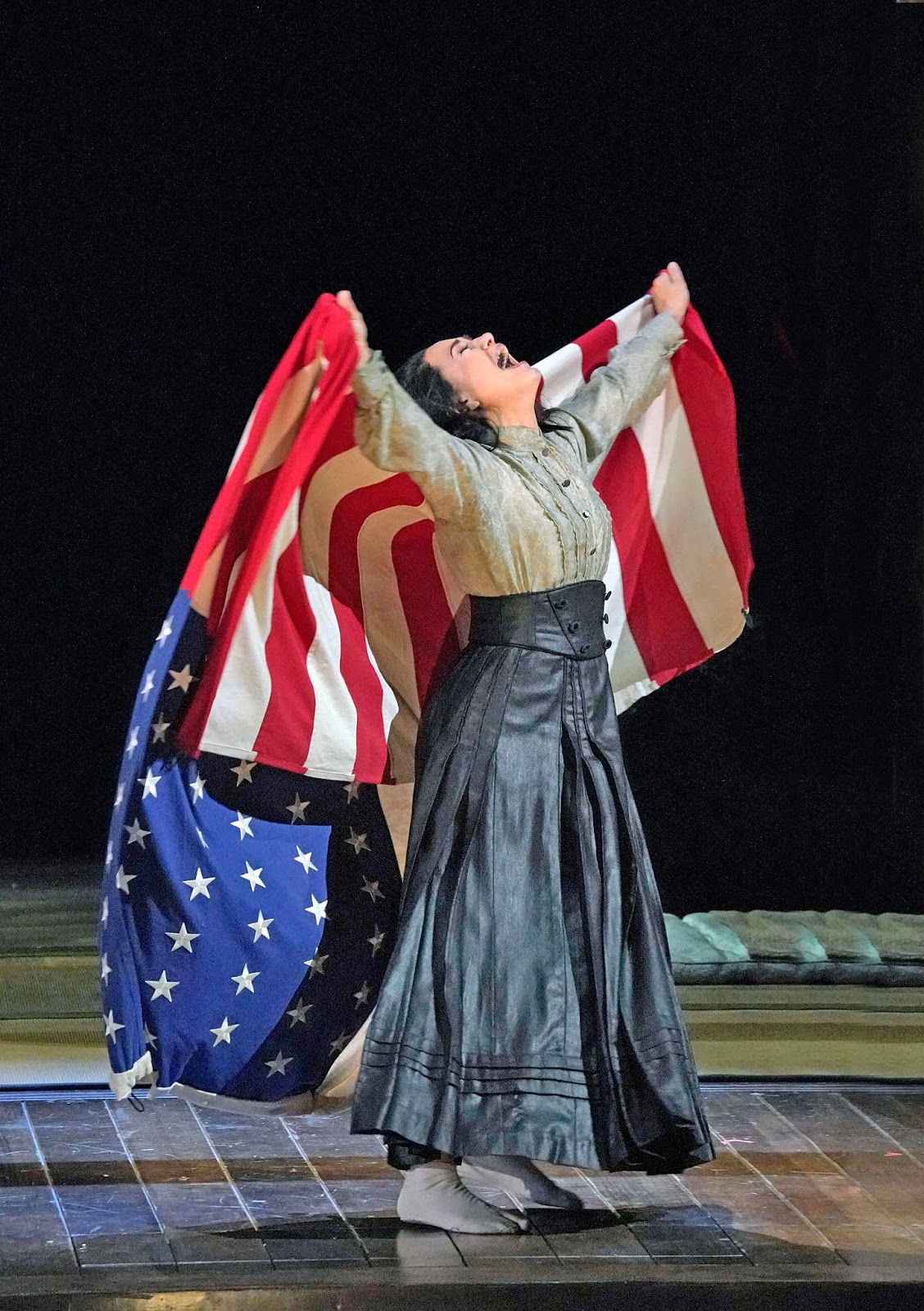 LA Opus: Santa Fe’s ‘Butterfly’ Portrays Land of the Setting Sun