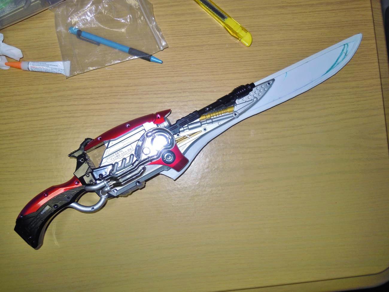Kamen Rider Fever ... For Now: DX Engine Blade Modifications
