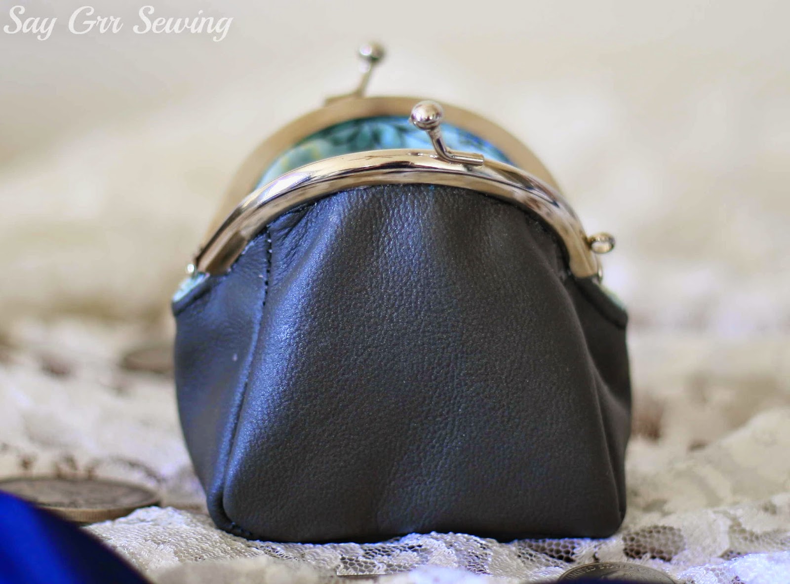 Say Grr Sewing: Leather And Lace Coin Purse