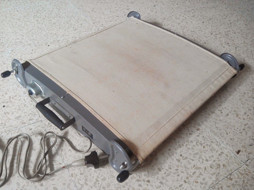 Djejak Masa: ANTIQUE DARKROOM PHOTO PRINT DRYER w/ ELECTRIC CORD