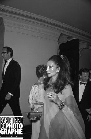 Rare Vintage: Weekend Reading 13: 'I Feel Sorry for Near-Beauties with ...