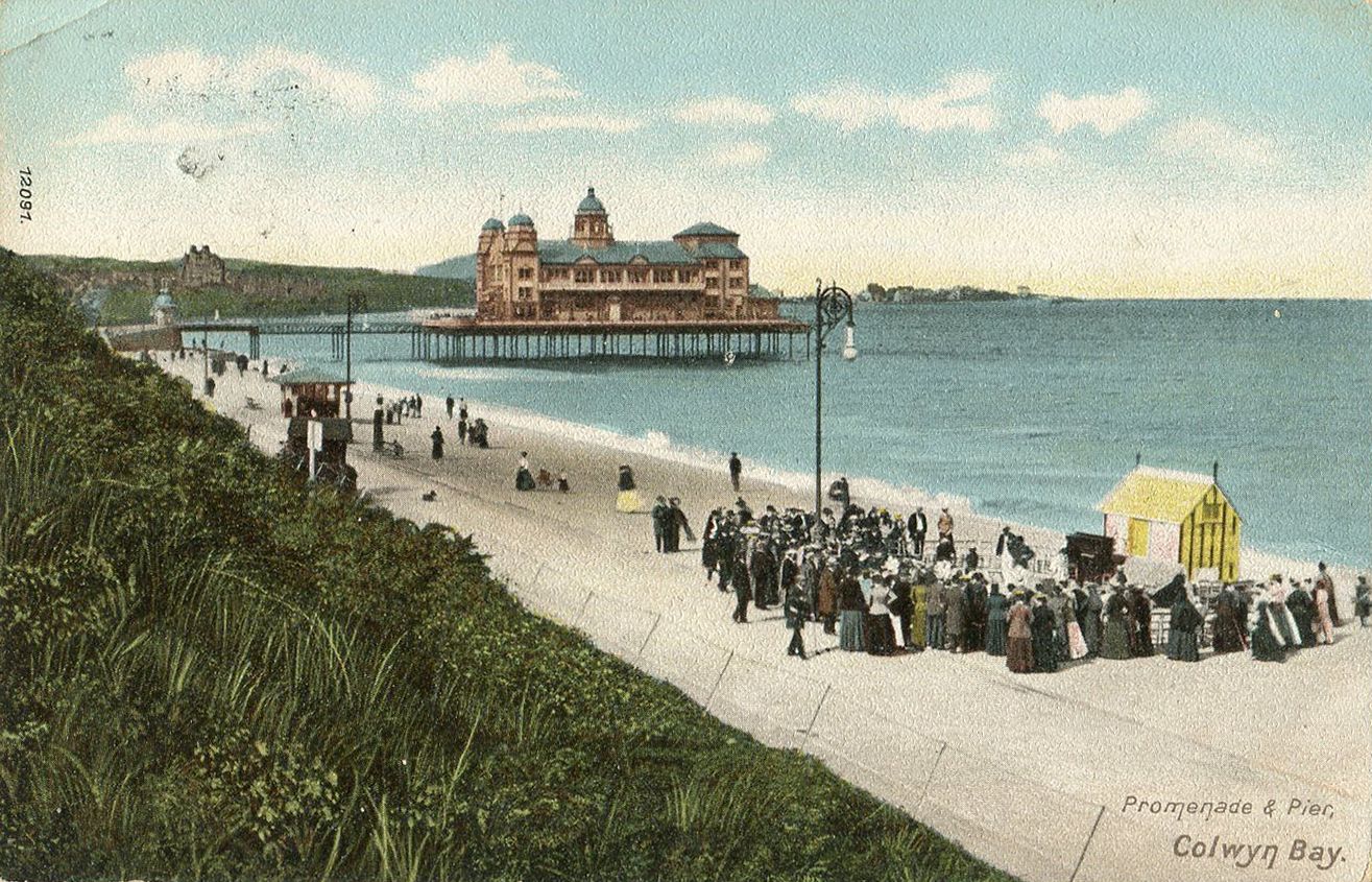 Rhyl Life: COLWYN BAY PIER