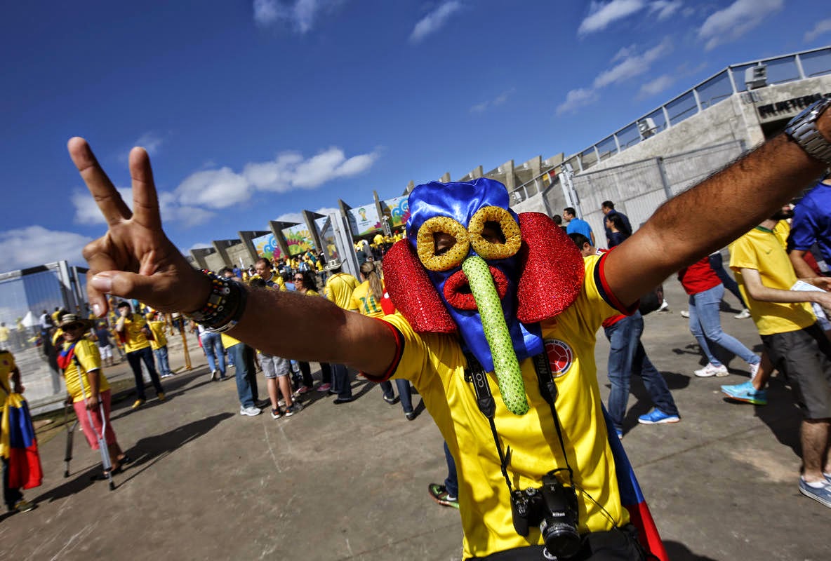 Most Crazy fans of Football ~ Fun Inventors