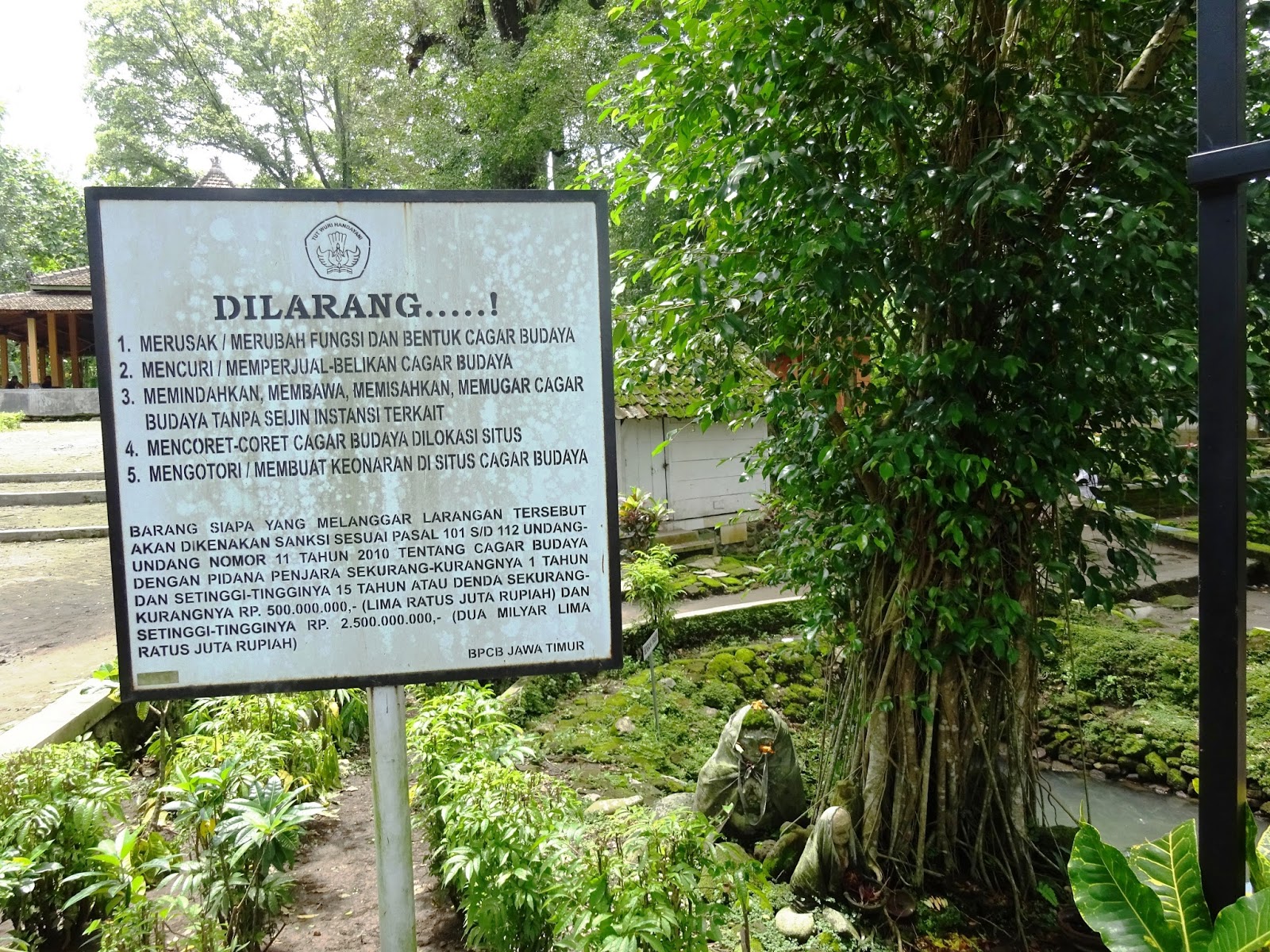 jombang city guide: Sendang Made : Petilasan Prabu Airlangga ...