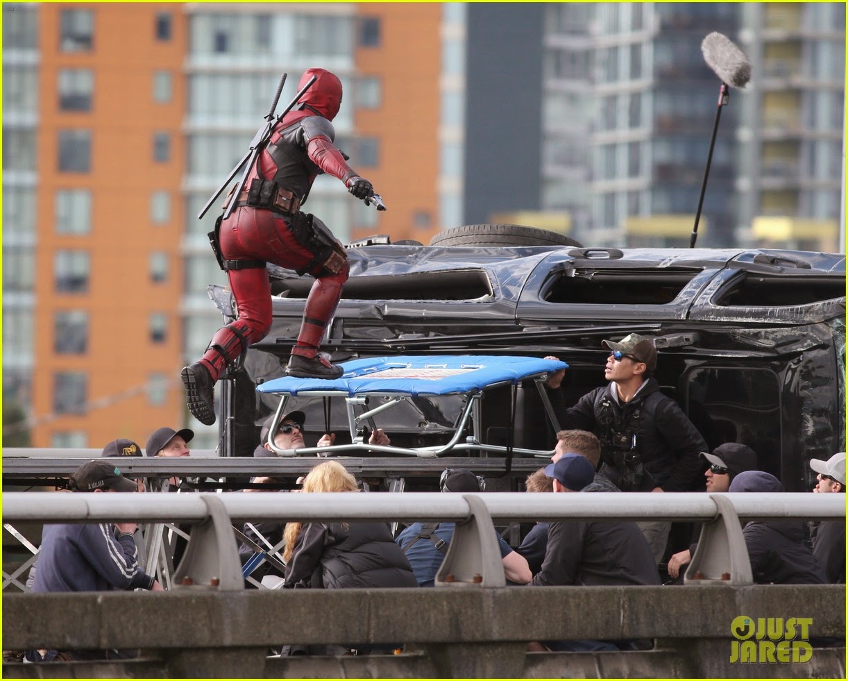 LIGA SUPERBOHATERÓW: Ten strój jest świetny!!! DEADPOOL zdjęcia i filmy ...