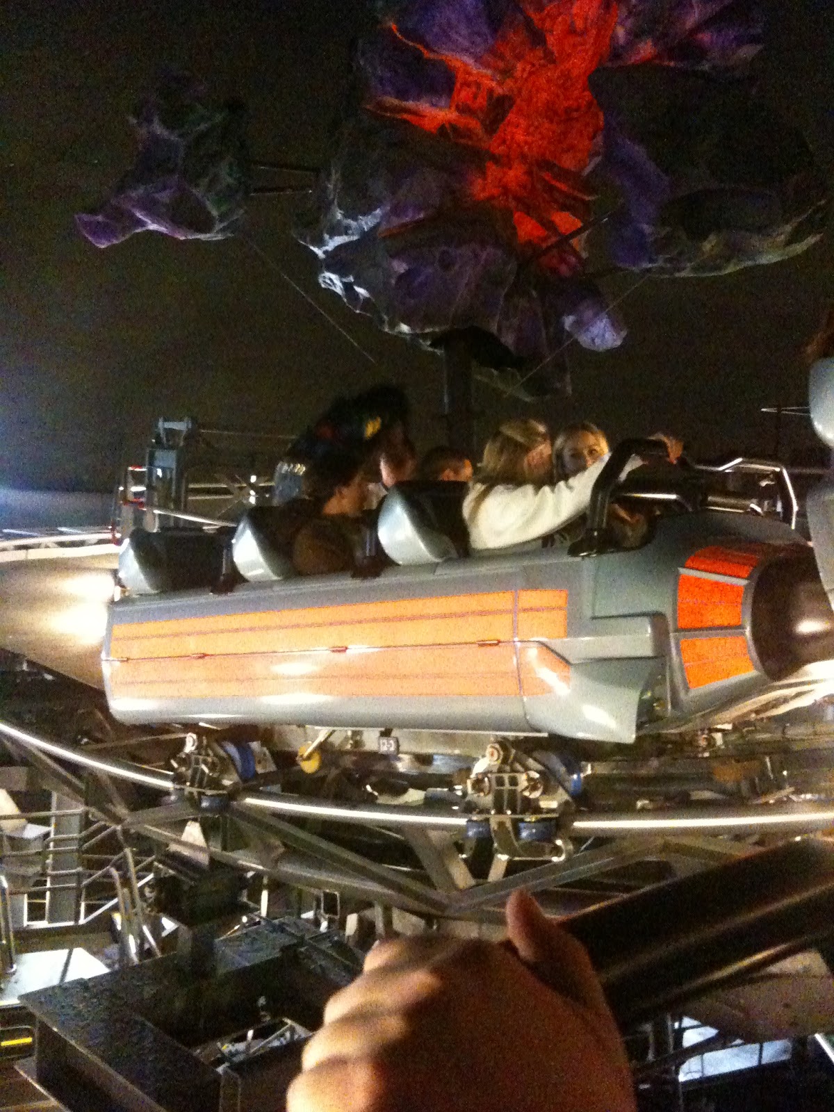 MORE KIDS THAN SUITCASES: 10 Rides to a Successful First Date at Disneyland