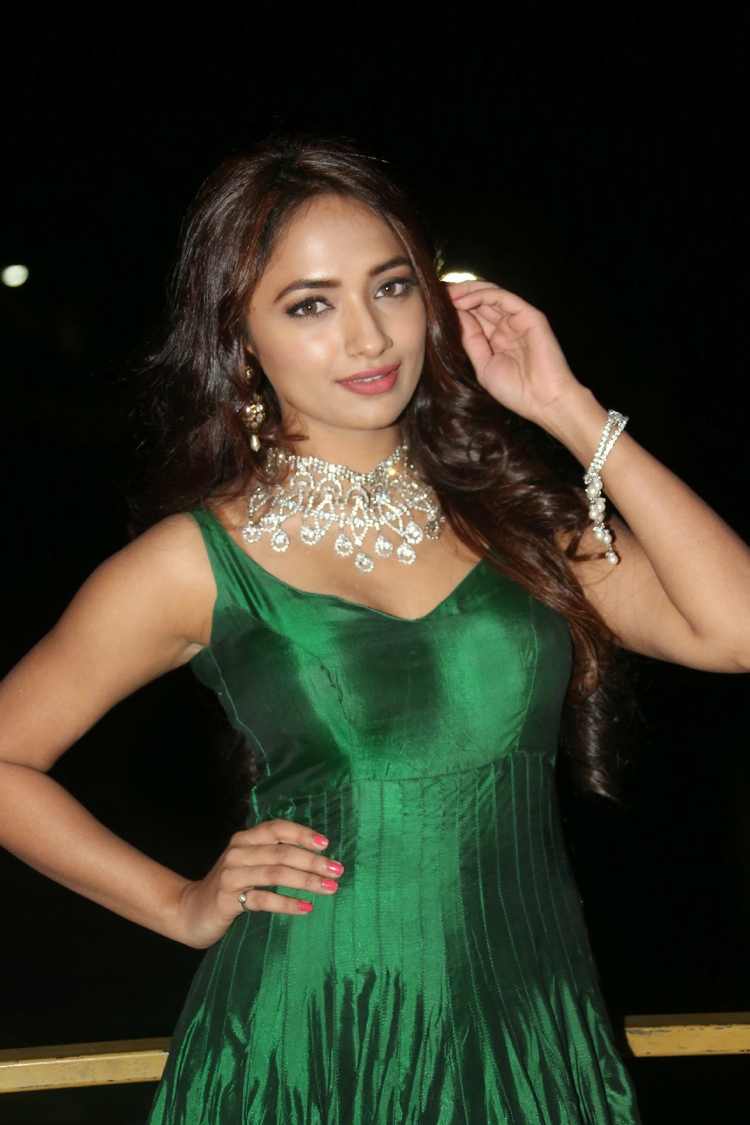 Jiya New Photoshoot Stills - Latest Movie Updates, Movie Promotions ...