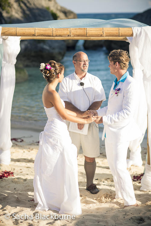 Sacha Blackburne Photography: Nicole & Nick - Jobson's Cove, Bermuda ...