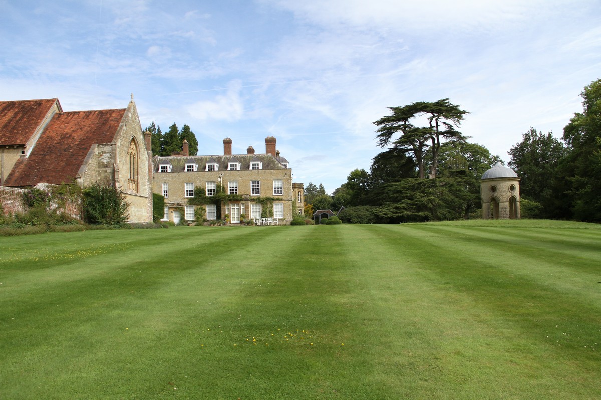 Tricia's Tales: A long anticipated visit to Woolbeding.. a National ...