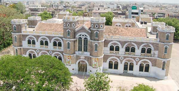 Historical Alfred High School, Rajkot where Gandhiji studied!!