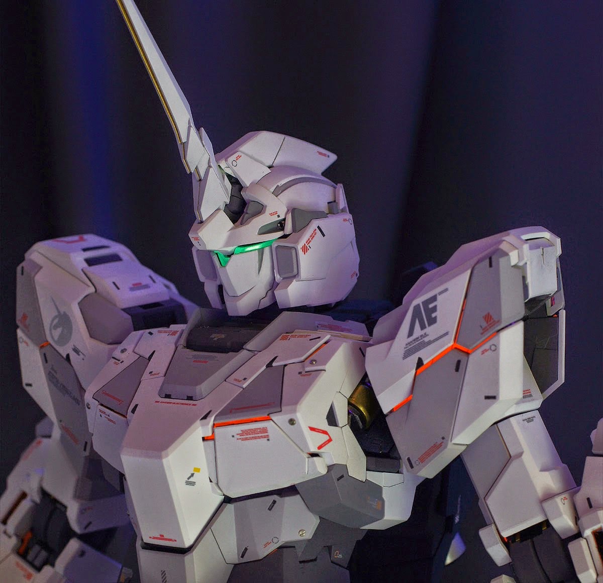 Painted Build: PG 1/60 RX-0 Unicorn Gundam "Detailed"