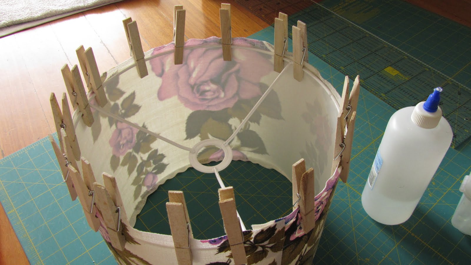 Small Things Simple Pleasures: How to make a lampshade