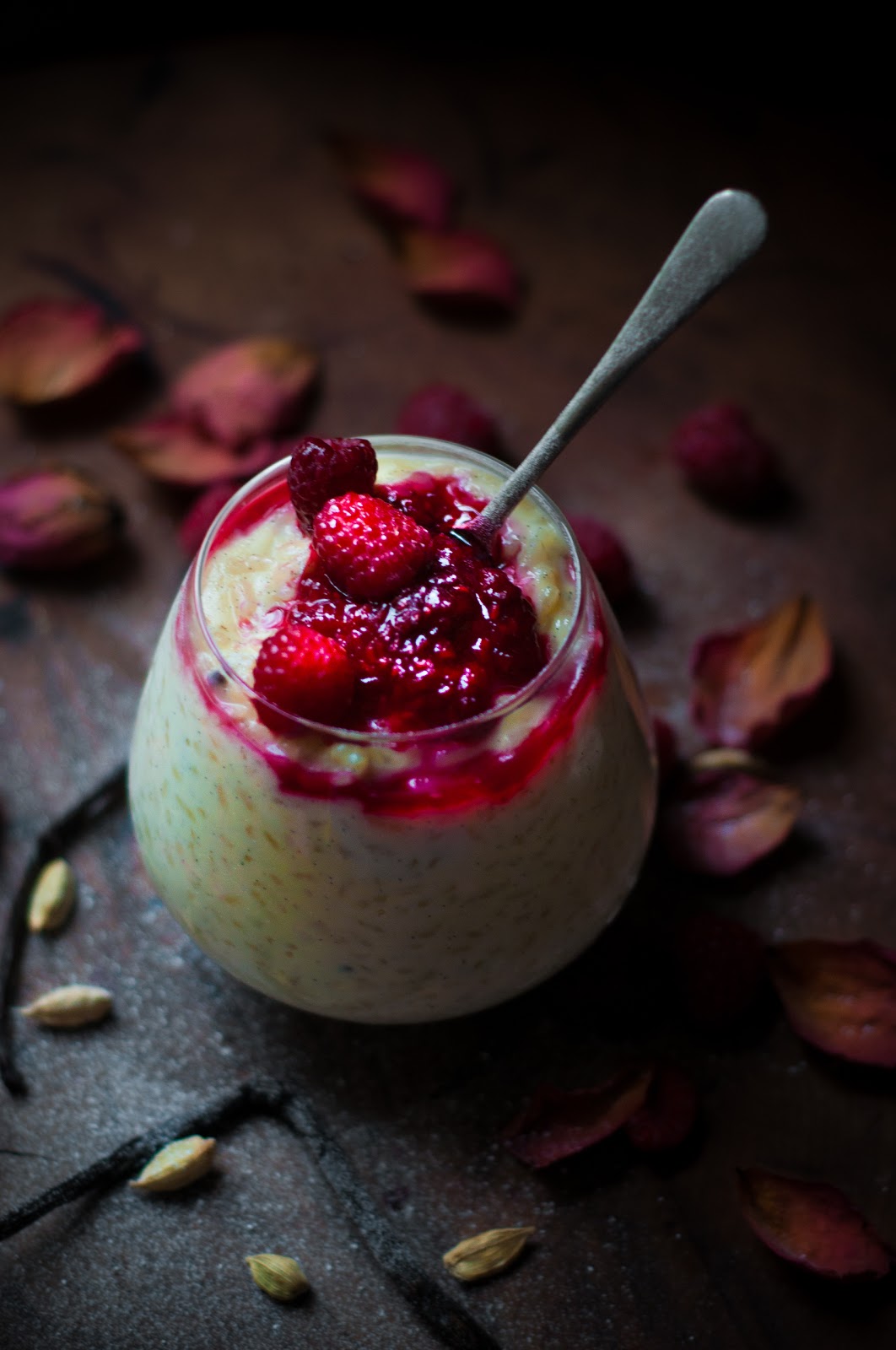 Domestic Sluttery: Sluttishly Sweet: Cardamom and Vanilla Rice Pudding ...
