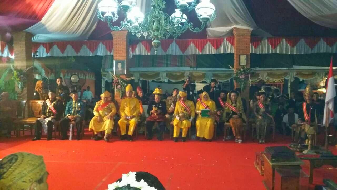 "SULTAN MELAKA DARUL ISLAM" OFFICIAL BLOG: PENYERAHAN DAN PEMAKAIAN ...