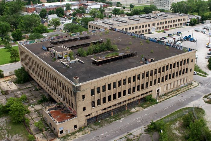 Pix Grove: Urban Exploration of Detroit by Chris Luckhardt