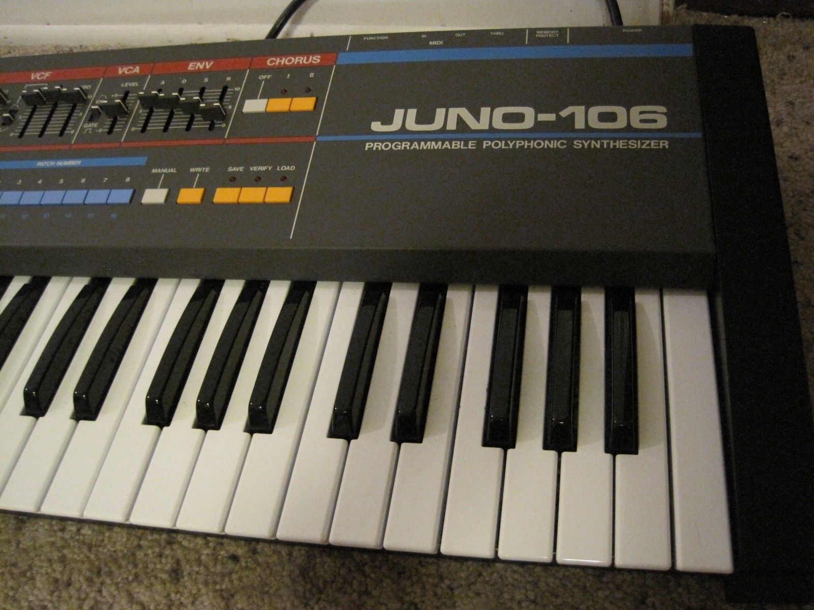 MATRIXSYNTH: ROLAND JUNO 106 SN 511749 with Original Box