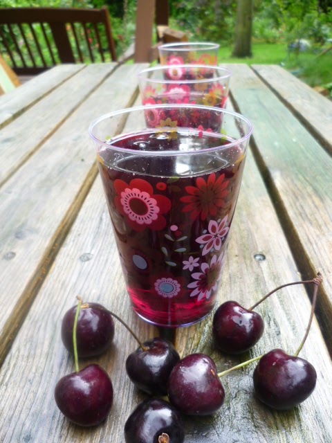 Marmaduke Scarlet: my cherry amour! sparkling cherry crush