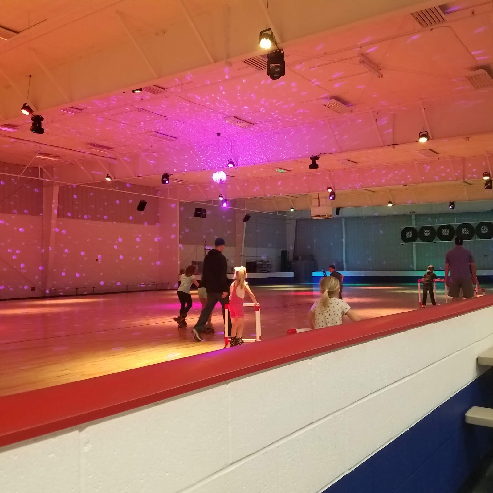Play St. Louis: Nothing Fancy Roller Rink, Union