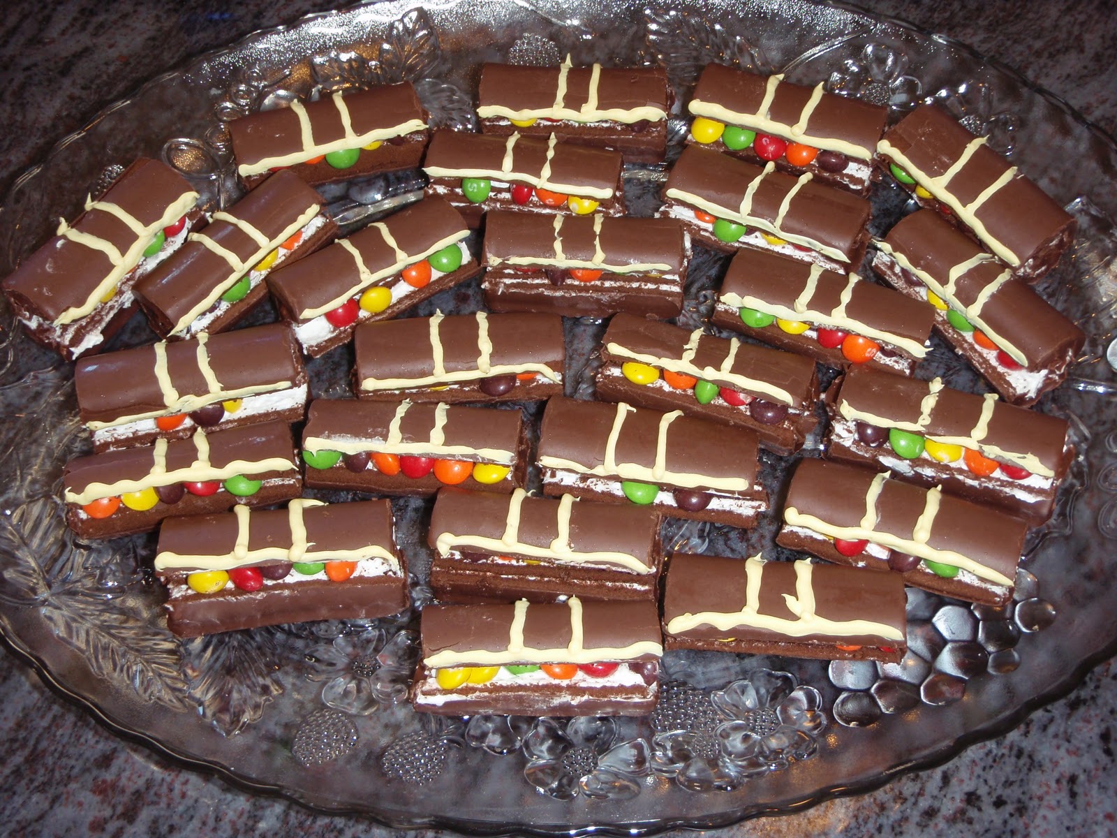 Fun Food Ideas: Pirate Treasure Chest Treat