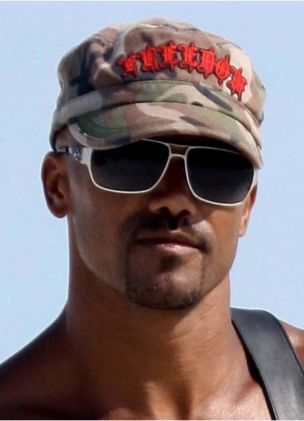 Loving Moore: SHEMAR MOORE Featured Photo 7/26