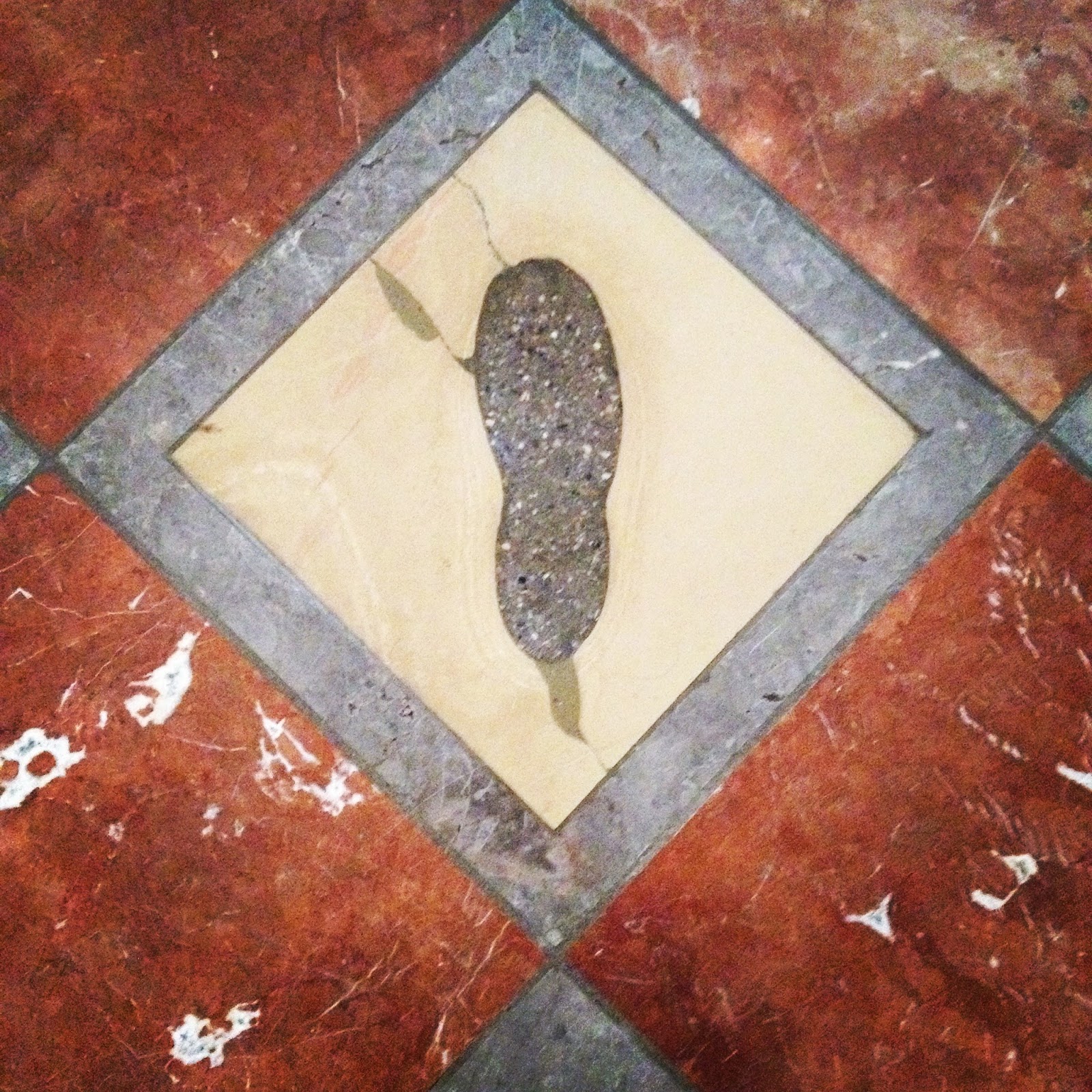 Our Army Life (according to the wife!): The Devil's Footprint - Munich ...