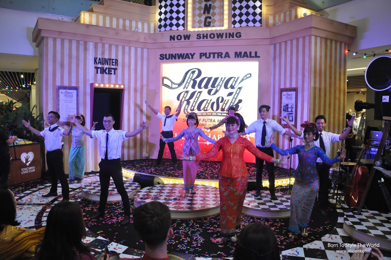 Sara Wanderlust: 'Klasik Raya' At Sunway Putra Mall