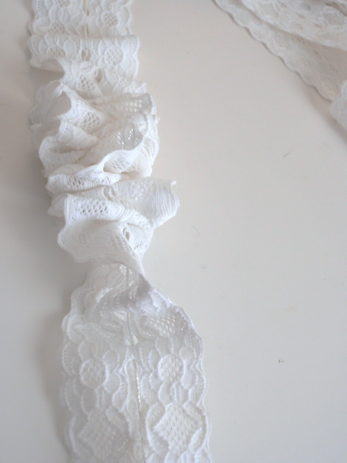 A Creative Cookie: Ruffle Lace Bracelet