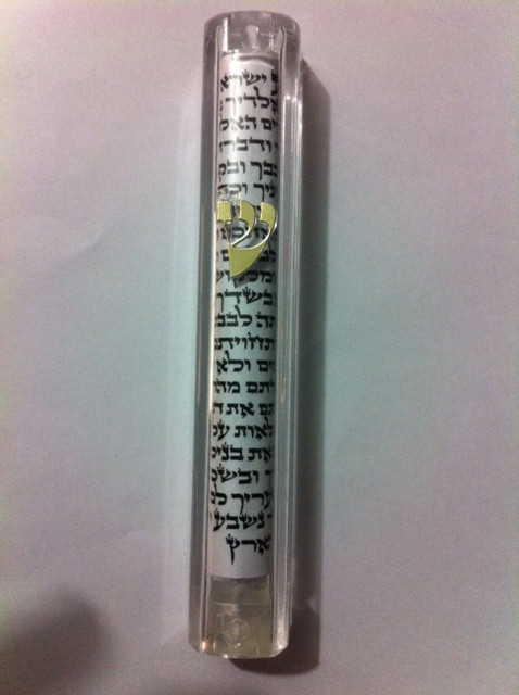 Judaica Menoráh: Mezuzá