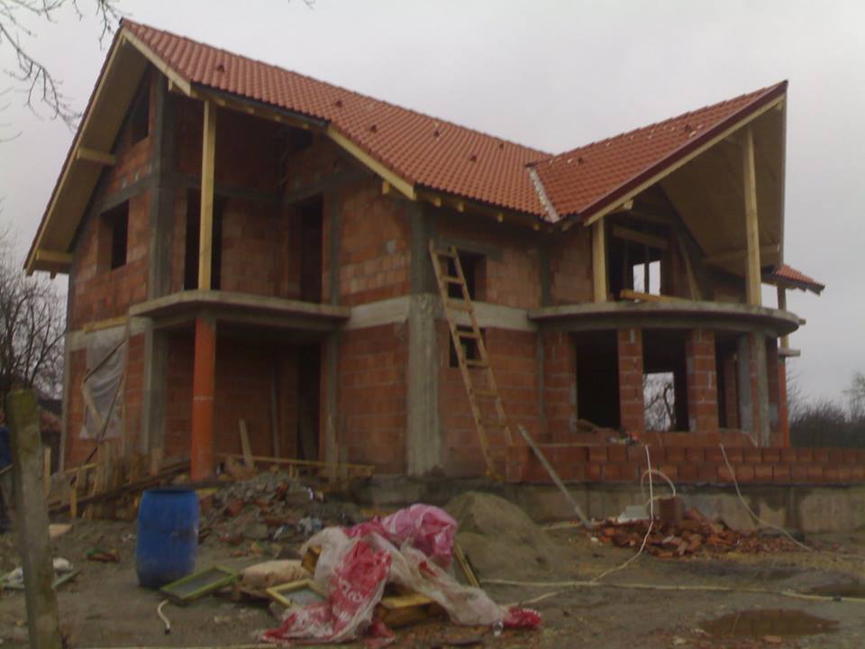 Arhiconstruct: Constructie casa la rosu Dumbravita Timis. Echipa ...