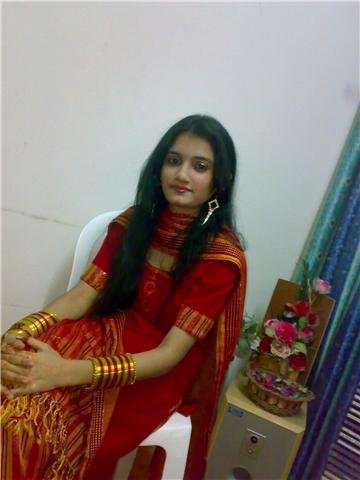 Pakistani Girl pic Album | Maham Pari