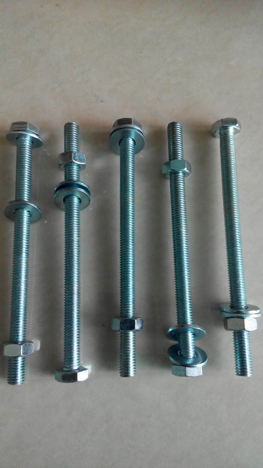 BAUT MUR BAJA GRADE 8.8 Galvanis | Baut Baja dan Stainless