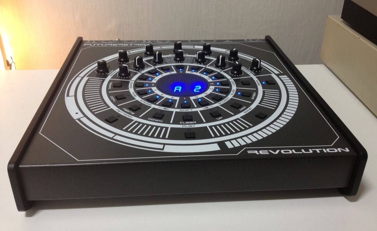 MATRIXSYNTH: Future Retro Revolution R2 Analog synth/sequencer/filter ...