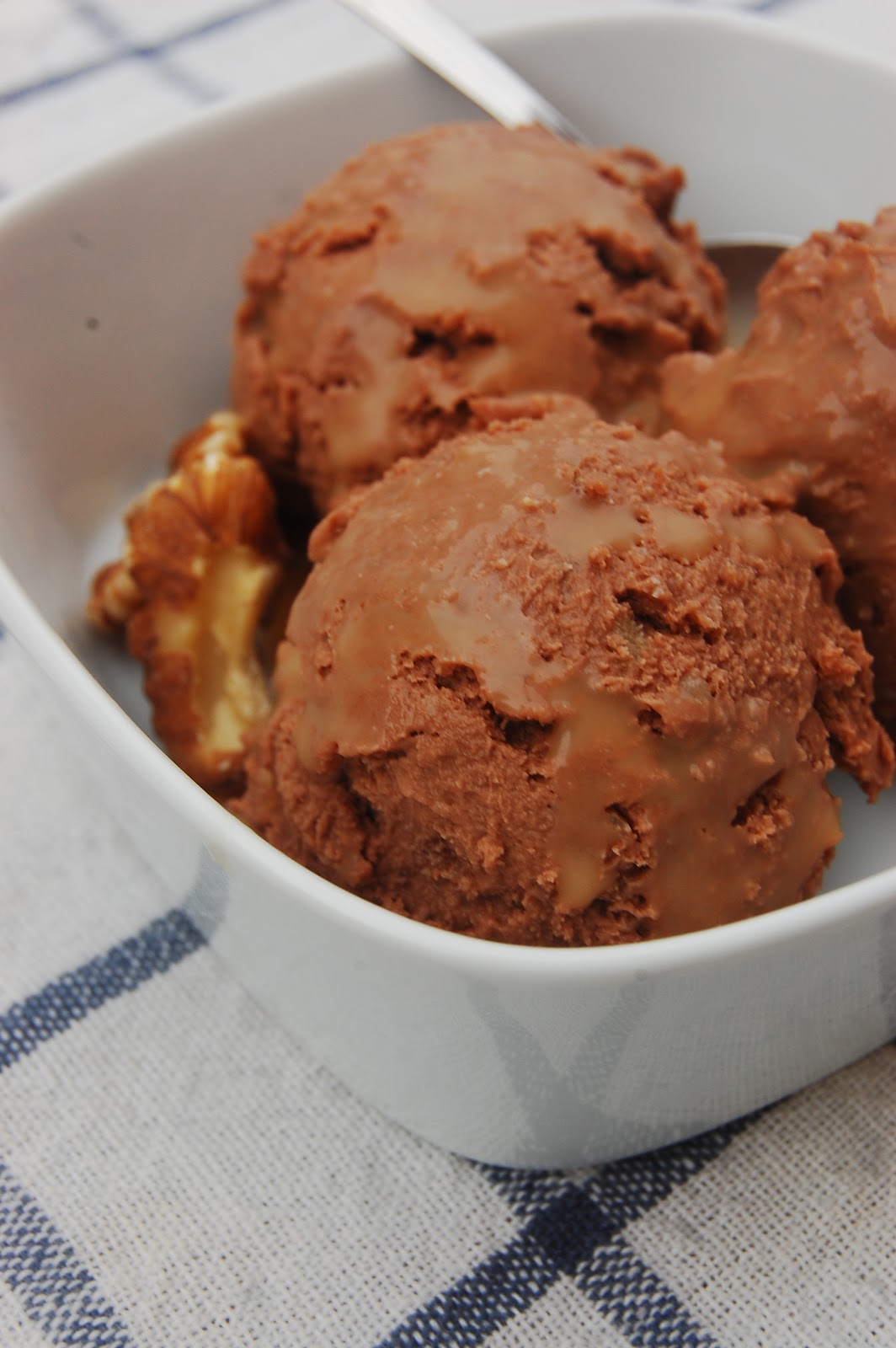 veronike's dulce cocina: Al rico helado de nutella!!