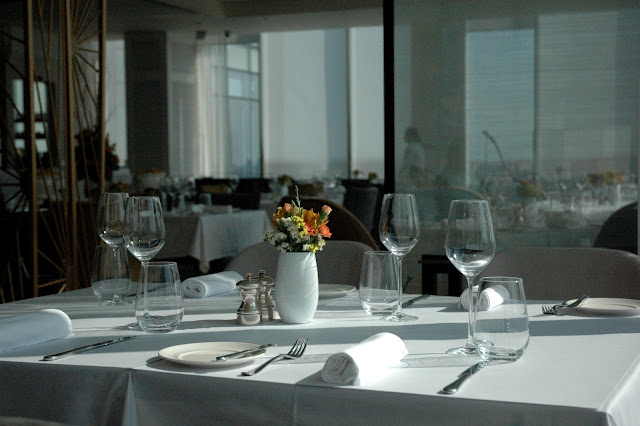 DUDE FOR FOOD: Where The Sun Never Sets: A Provencal Lunch at Mireio...