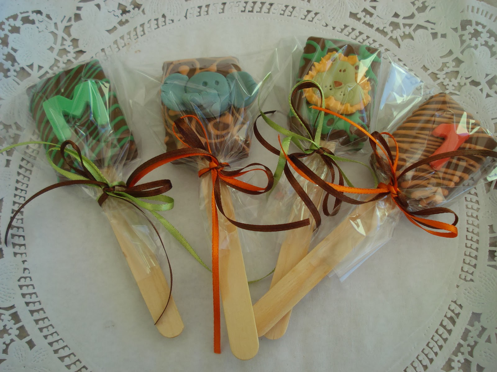 NEIDE BORGES-bolos e doces: SAFARI