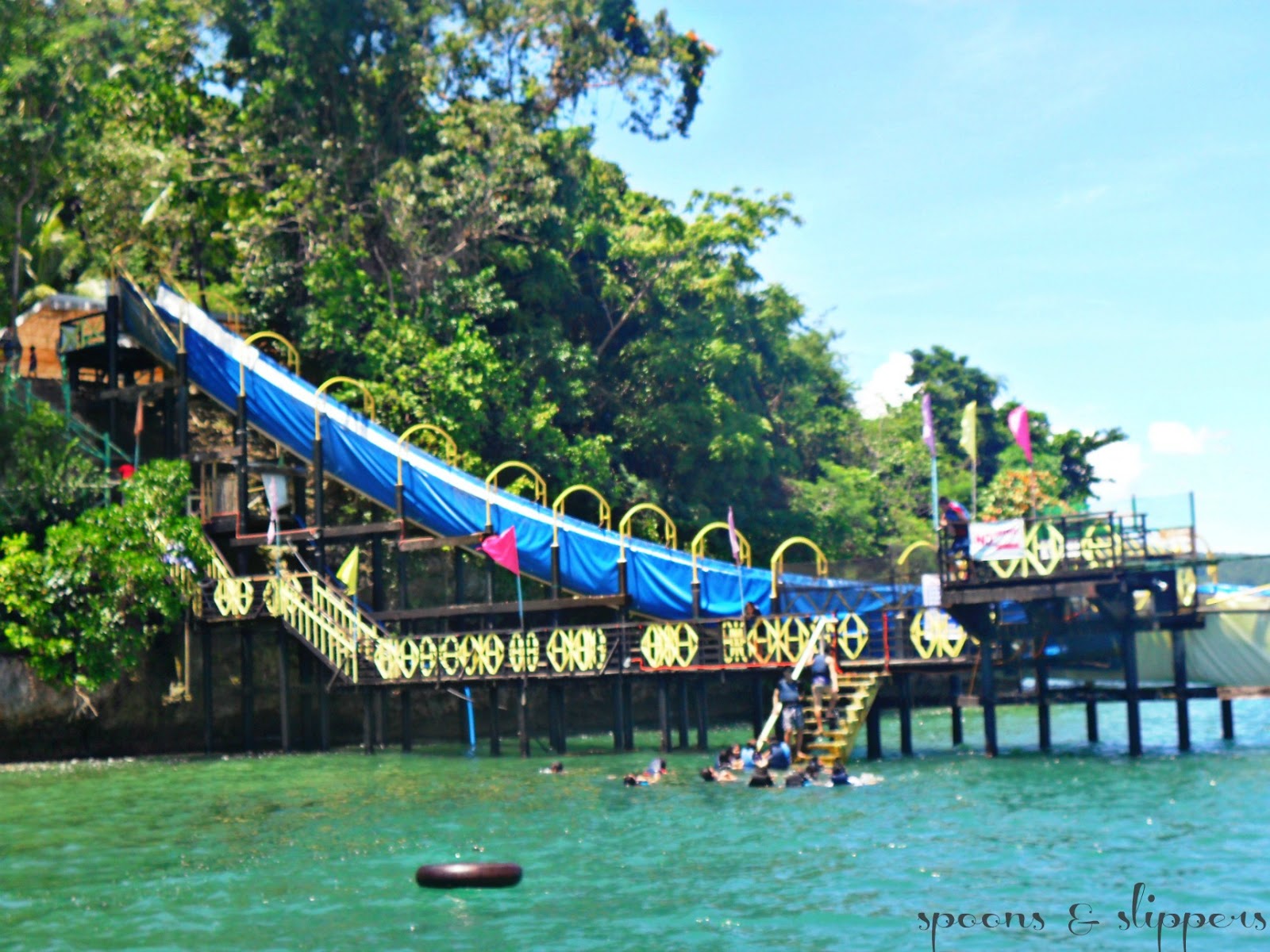 Slidin' @ Maxima Aqua Fun ~ Spoons & Slippers