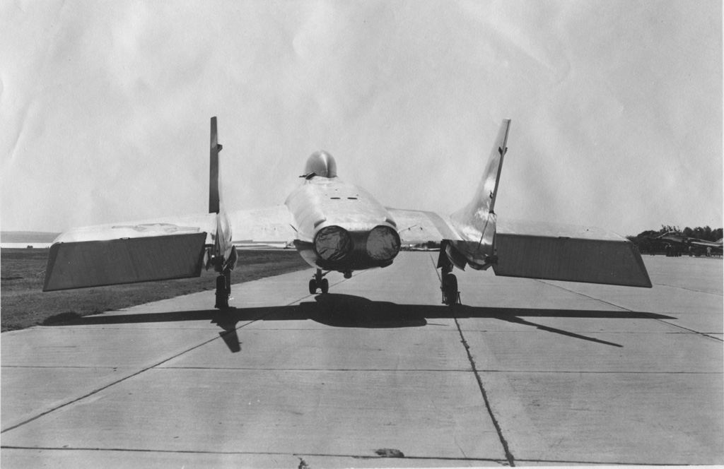 Voughtworks: F7U-3 129558